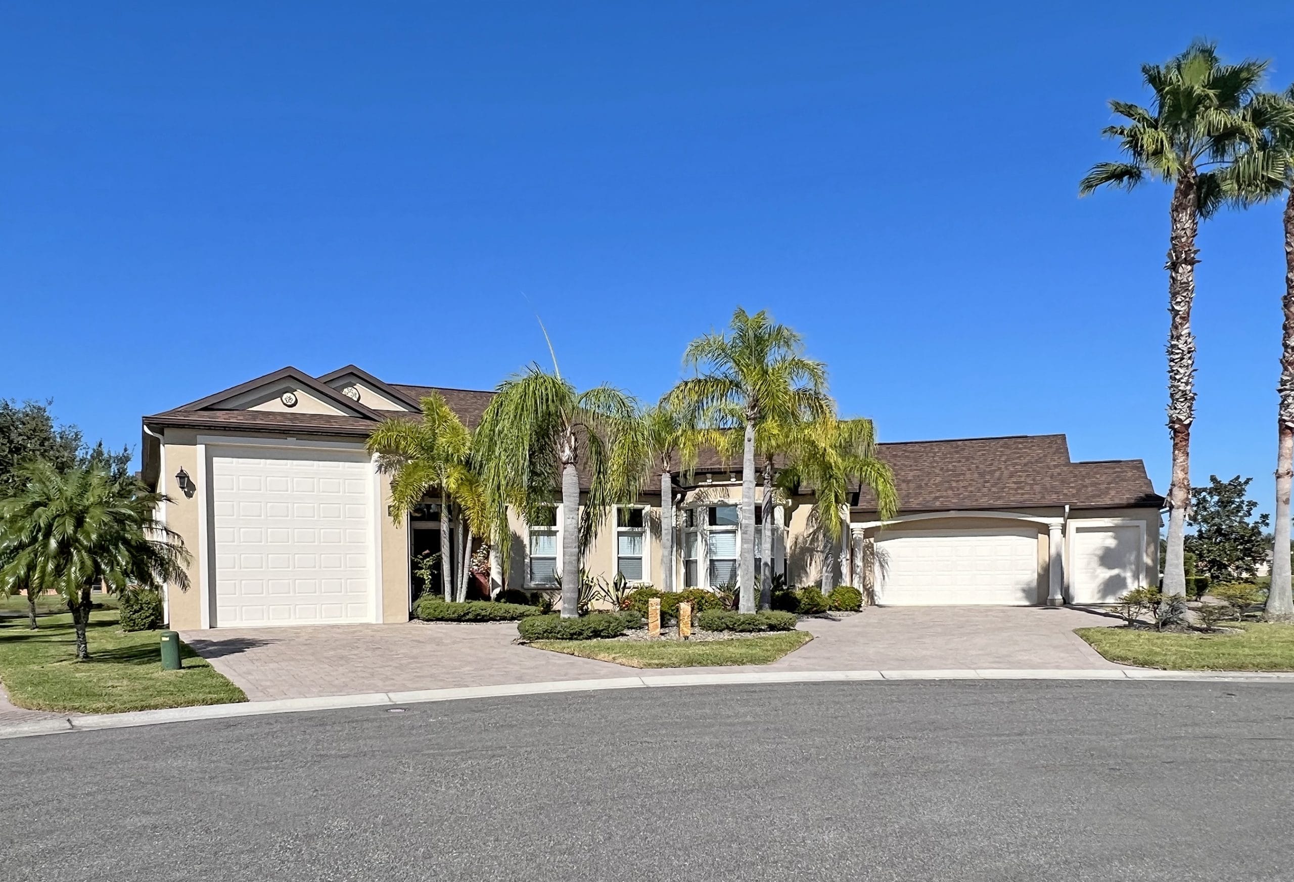 The Great Outdoors Upscale Deluxe Central Florida RV Park Home